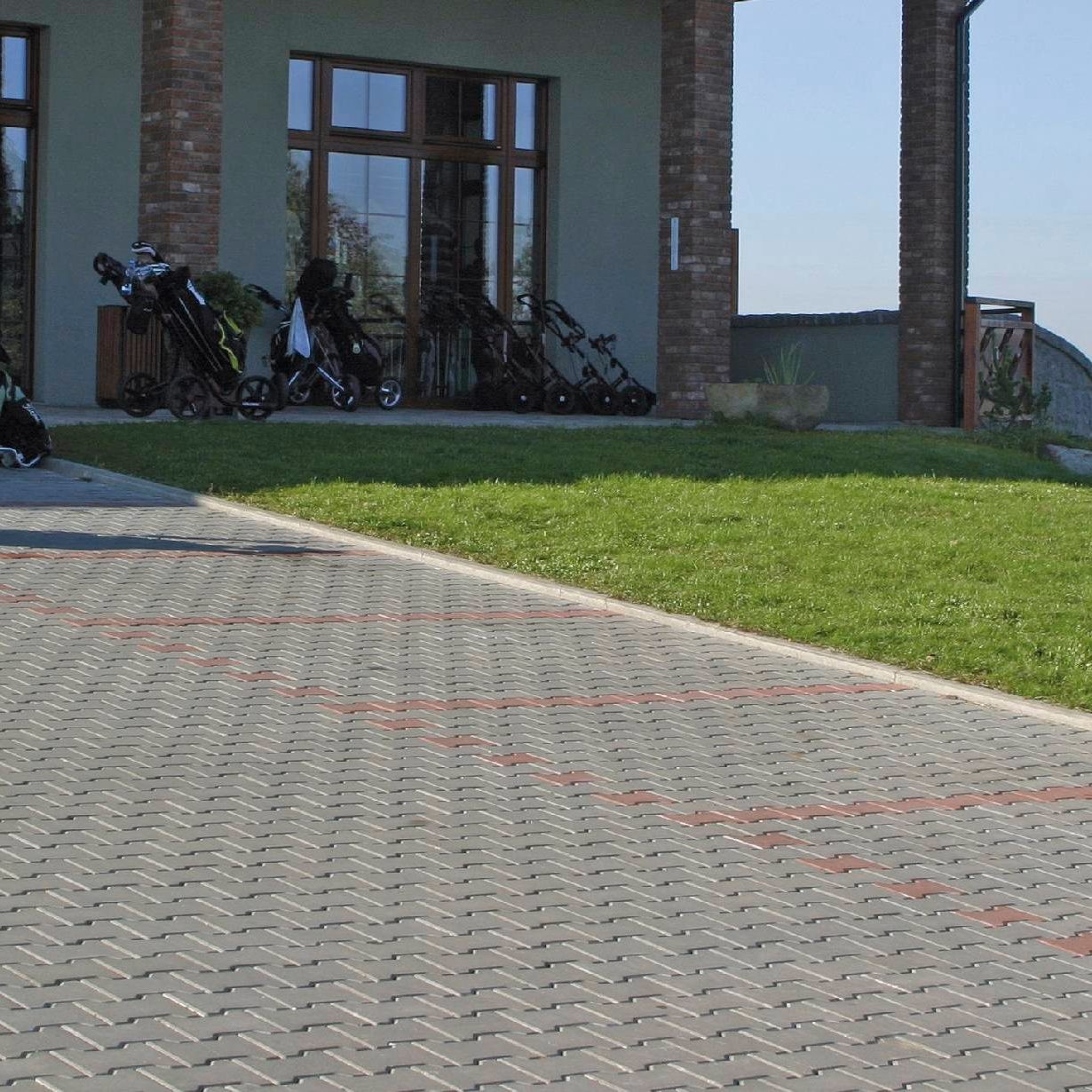 BEHATON, червен